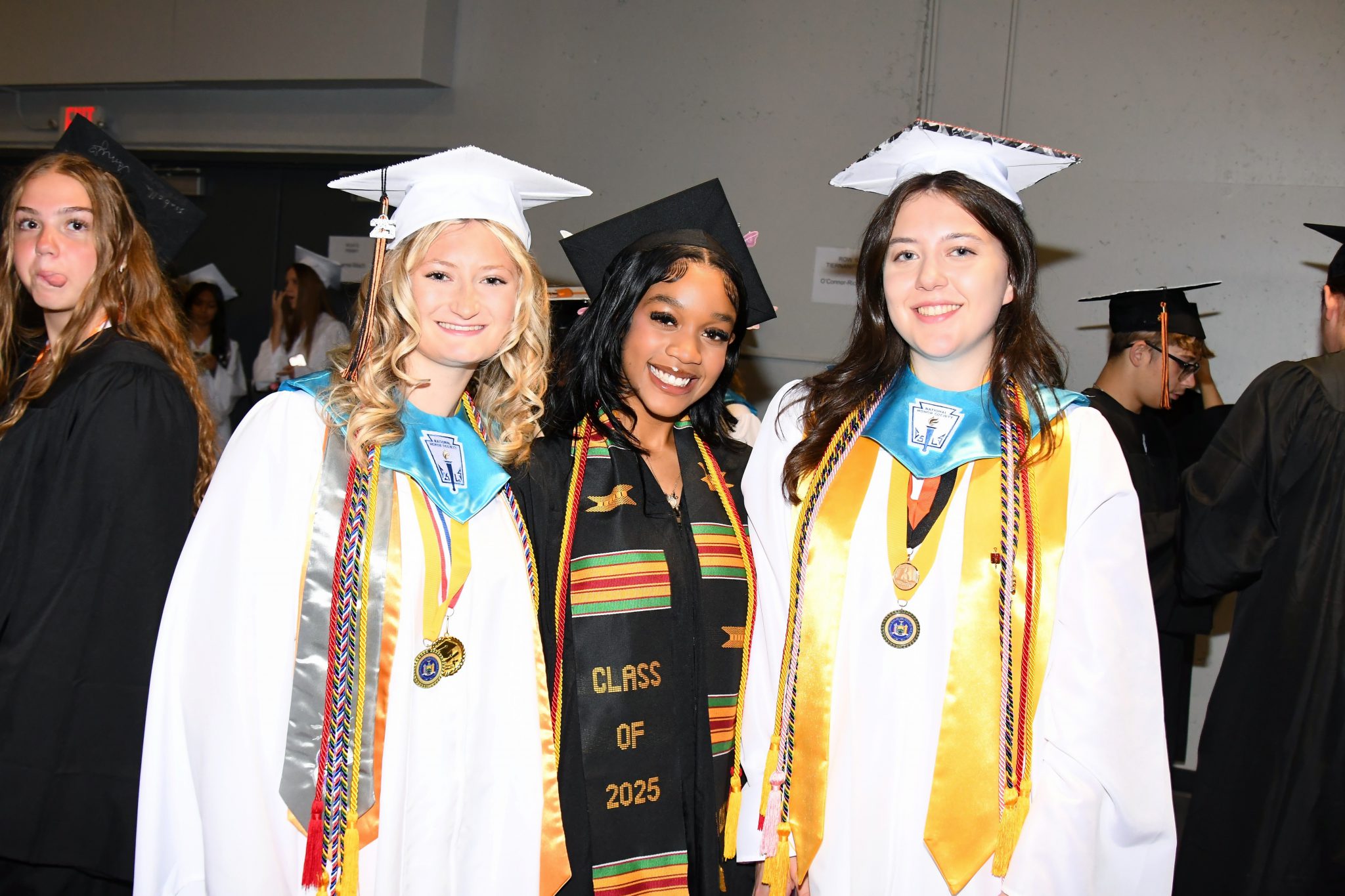 2025 Graduation photos - Mohonasen Central School District