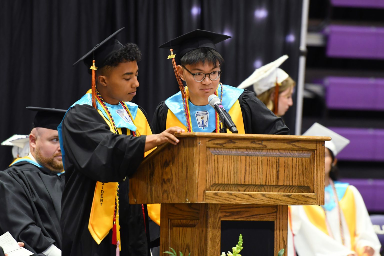 2025 Graduation photos - Mohonasen Central School District