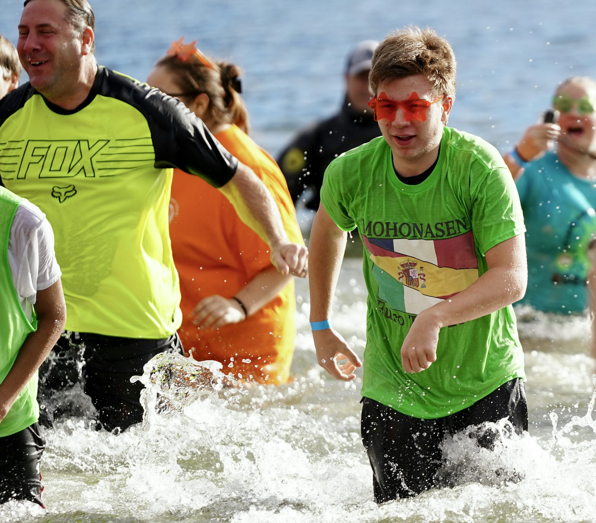 Mohonasen team makes a splash at the Special Olympics Polar Plunge ...